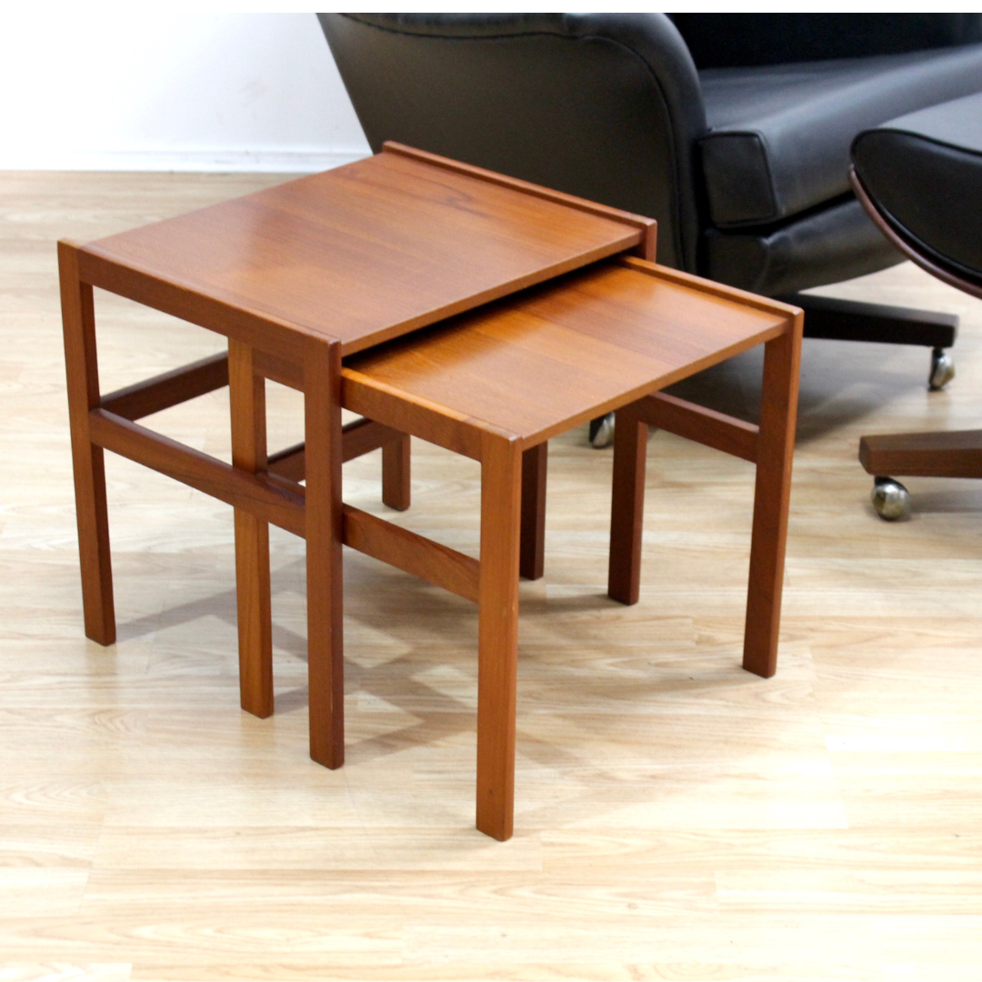 MID CENTURY SET OF NESTING SIDE TABLES – kinetic modern