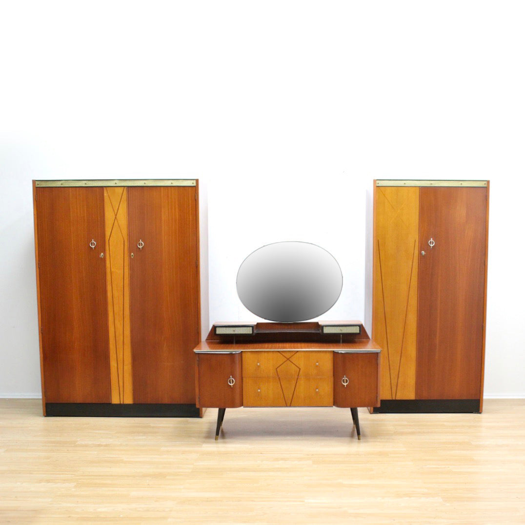 MID CENTURY BEDROOM SET BY RAVEN FURNITURE – kinetic modern